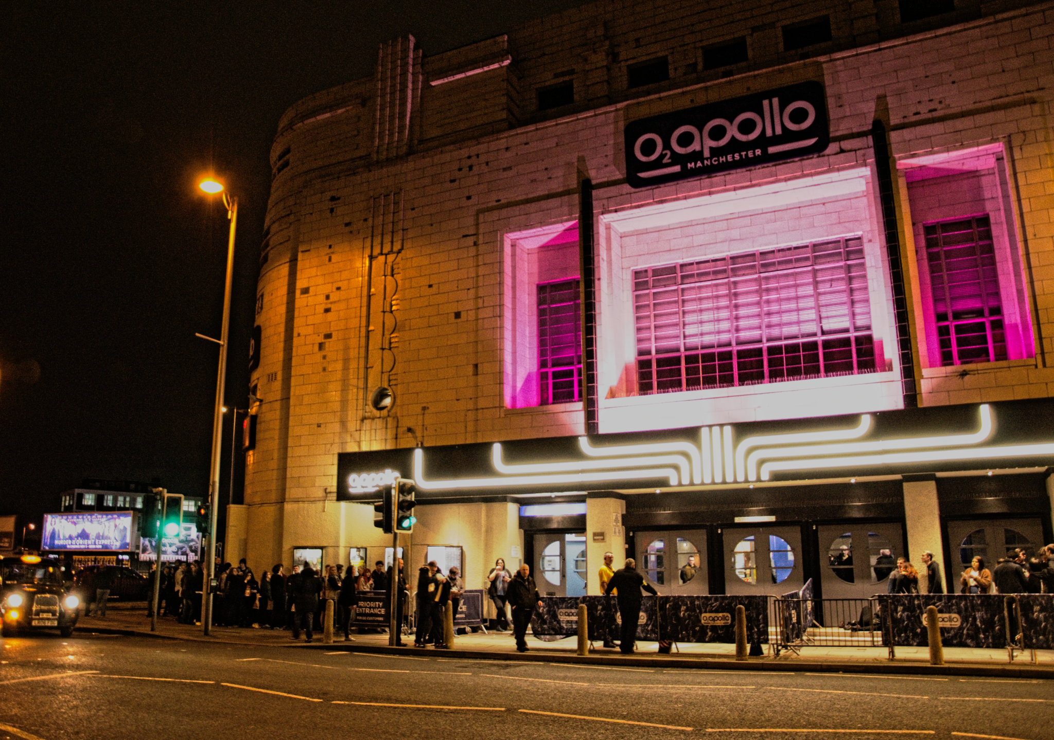 Live Review: Rise Against / Sleeping With Sirens / PEARS - Apollo ...