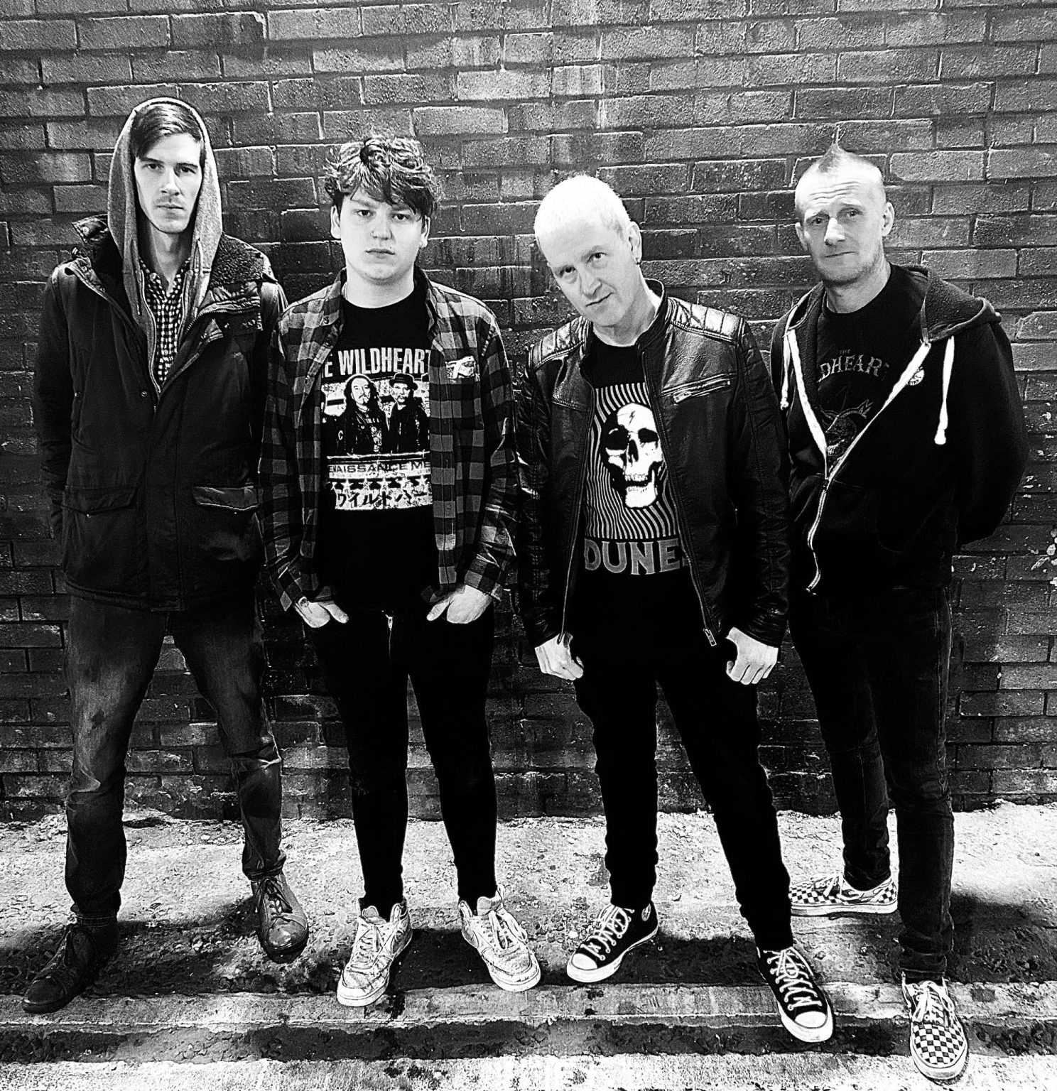 LoGOz - Breaking Britain EP - ThePunkSite.com