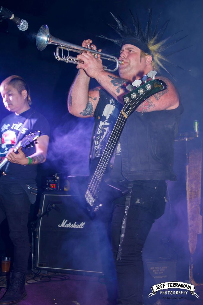 999 - Live In Los Angeles - ThePunkSite.com